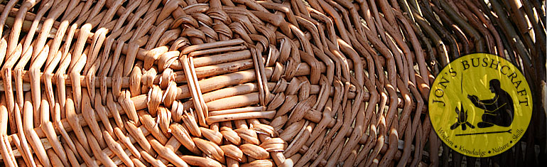 Weaving a wicker basket; the most comprehensive basket tutorial on the ...